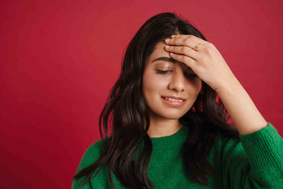 Fact Check: Can 30-second forehead tapping stop food cravings?