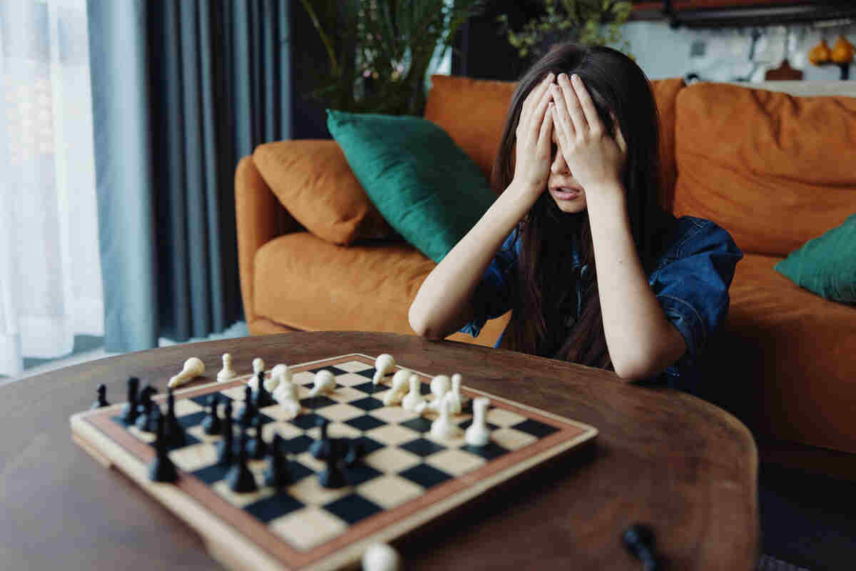 Are there any downsides to playing too much chess?- THIP Media