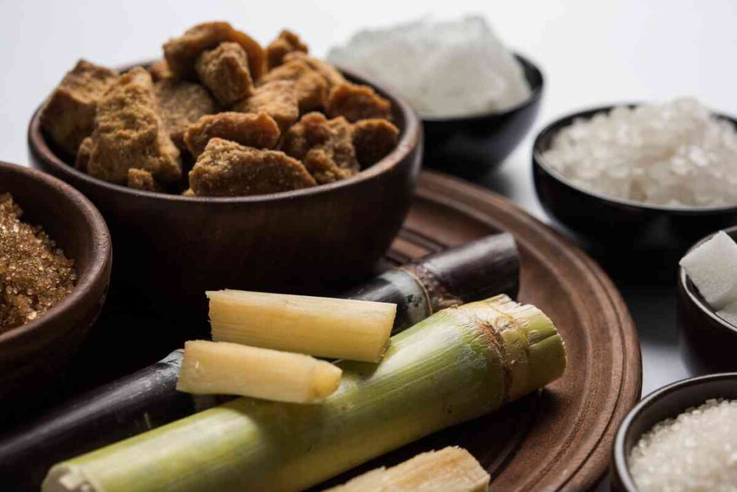 Do jaggery and lukewarm water work well for kidney stones?